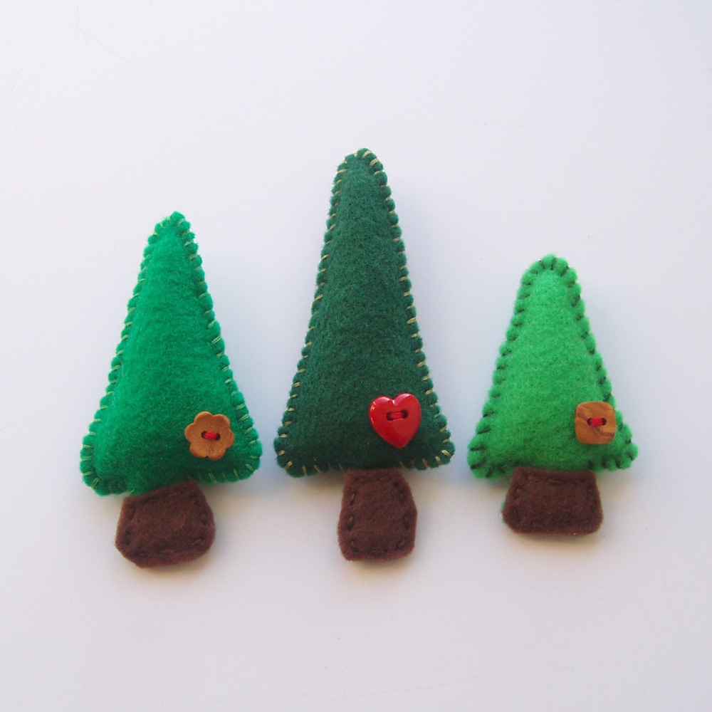 Handmade Felt Tree Magnets - Family Of 3 on Luulla