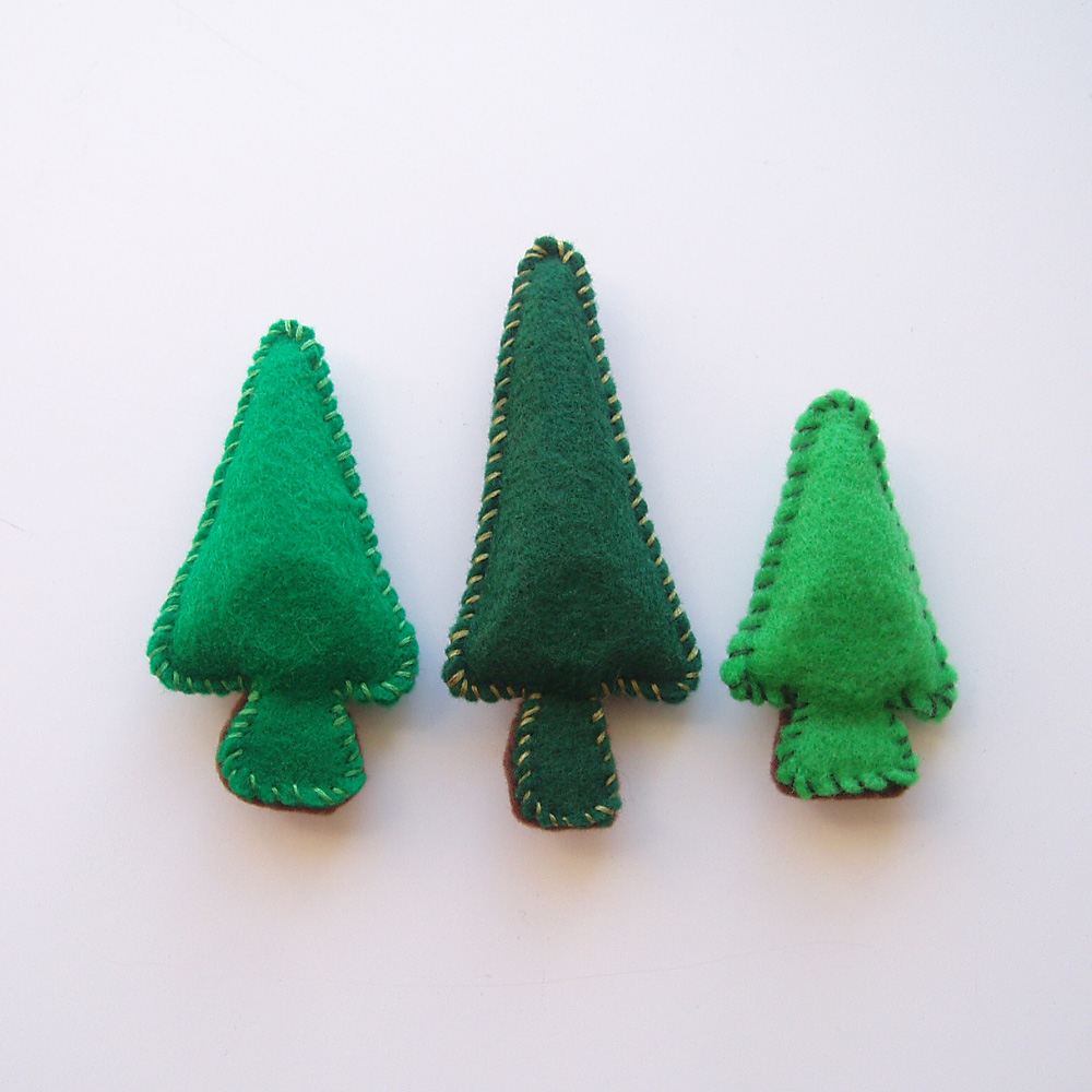 Handmade Felt Tree Magnets - Family Of 3 on Luulla